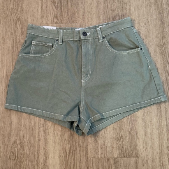 Cotton On | Shorts | Nwt Cotton On Size Womens Green Denim Shorts ...